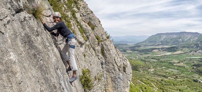 Haute Provence Rock Climbing - Rock Climbing Holidays - Rock and Sun